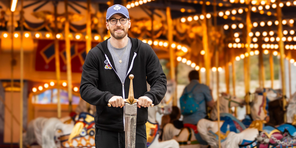 Chris Evans Celebrates the Holidays at Disney World, Show Off His ...