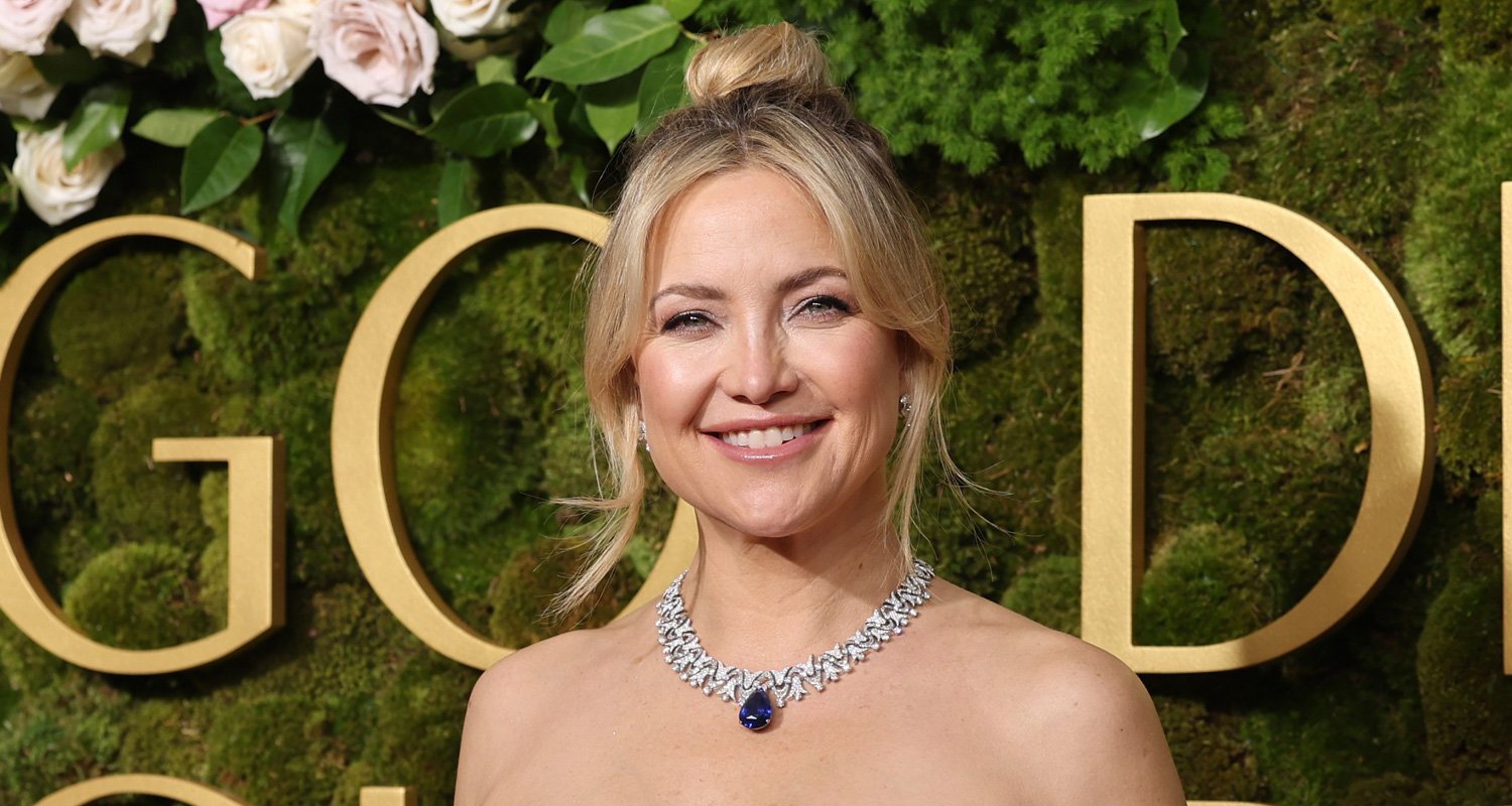 Presenter Kate Hudson Brings Her Own Flowers to Golden Globes 2025 | 2025 Golden Globes, Golden ...