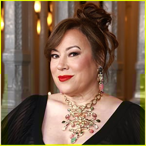 Jennifer Tilly Clarifies How Much Money She Has After Revealing ‘The ...