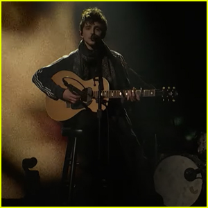 Timothee Chalamet Singing on ‘Saturday Night Live’ – Watch Every ...
