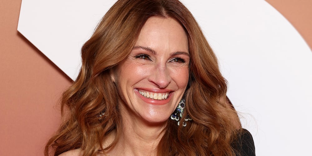 Special Honoree Julia Roberts Lights Up Red Carpet With Her Smile at Cesar Film Awards | Julia ...