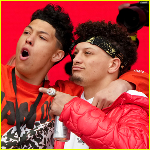 Who Are Patrick Mahomes’ Mom, Dad & Brother? Meet Randi, Pat Sr ...