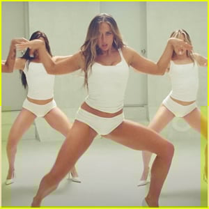 ‘Revolving Door’ Lyrics & Music Video – Watch Tate McRae Dance Her Feelings Out in Fierce Visual ...