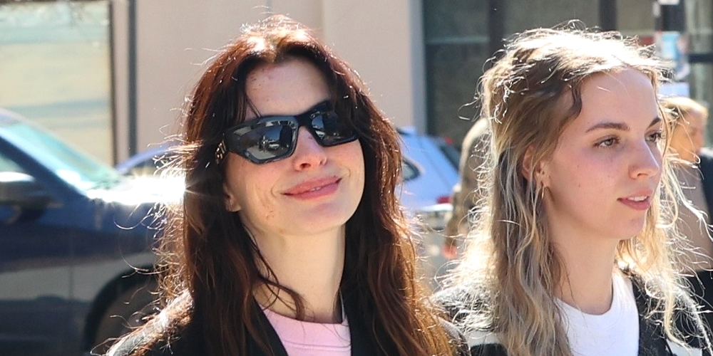 Anne Hathaway Smiles on NYC Set of ‘Verity,’ New Film Based on a ...