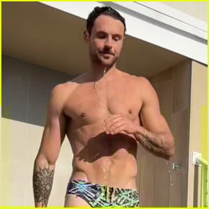 Dylan Efron Strips Down to a Speedo to Clarify Those Showering Comments | Dylan Efron, Shirtless ...