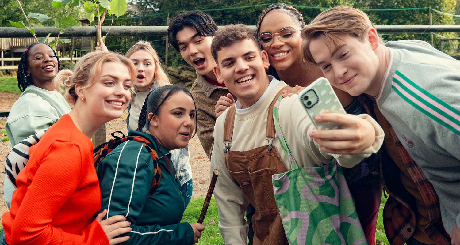 ‘Heartstopper’ Producer Says They Are ‘Working Hard’ On Getting Netflix ...