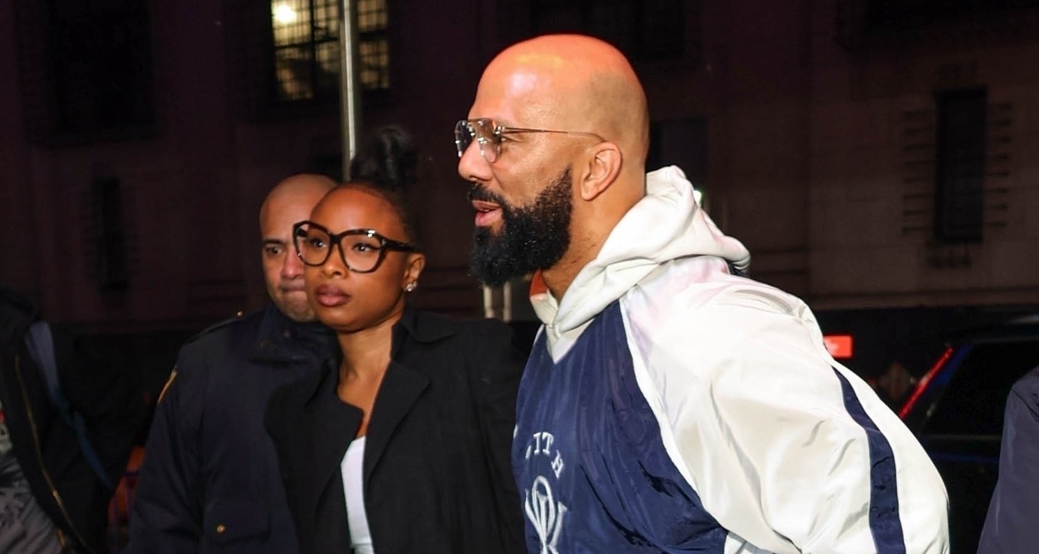 Jennifer Hudson & Boyfriend Common Hold Hands at Knicks Game in NYC ...