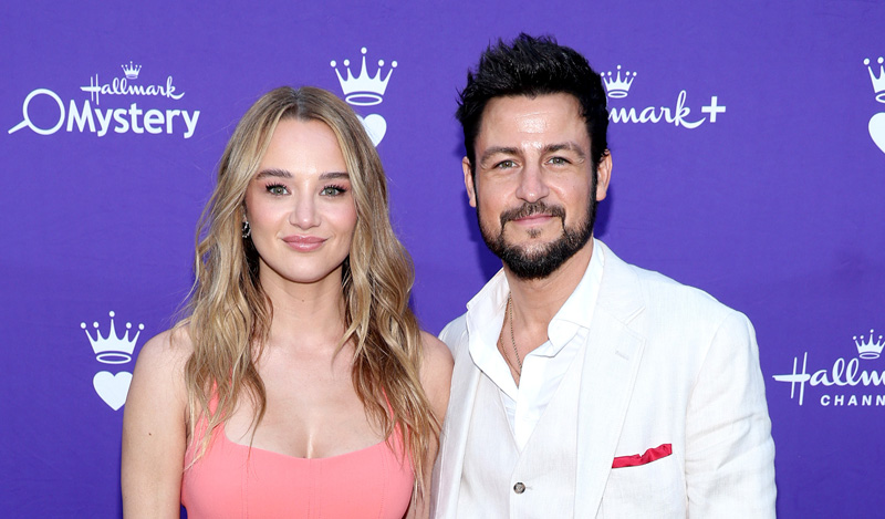 Hallmark’s Tyler Hynes & Hunter King React to Winning a Gracie Award ...