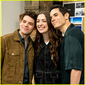 Jeremy Jordan Joins ‘Floyd Collins’ Cast for Press Day Ahead of the ...