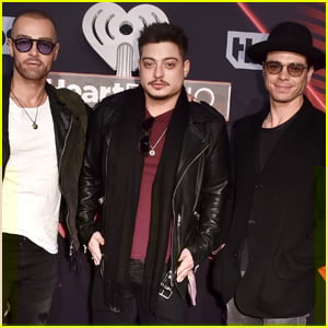 Joey Lawrence & Brothers Matthew & Andrew Admit They Now Regret Using a ...