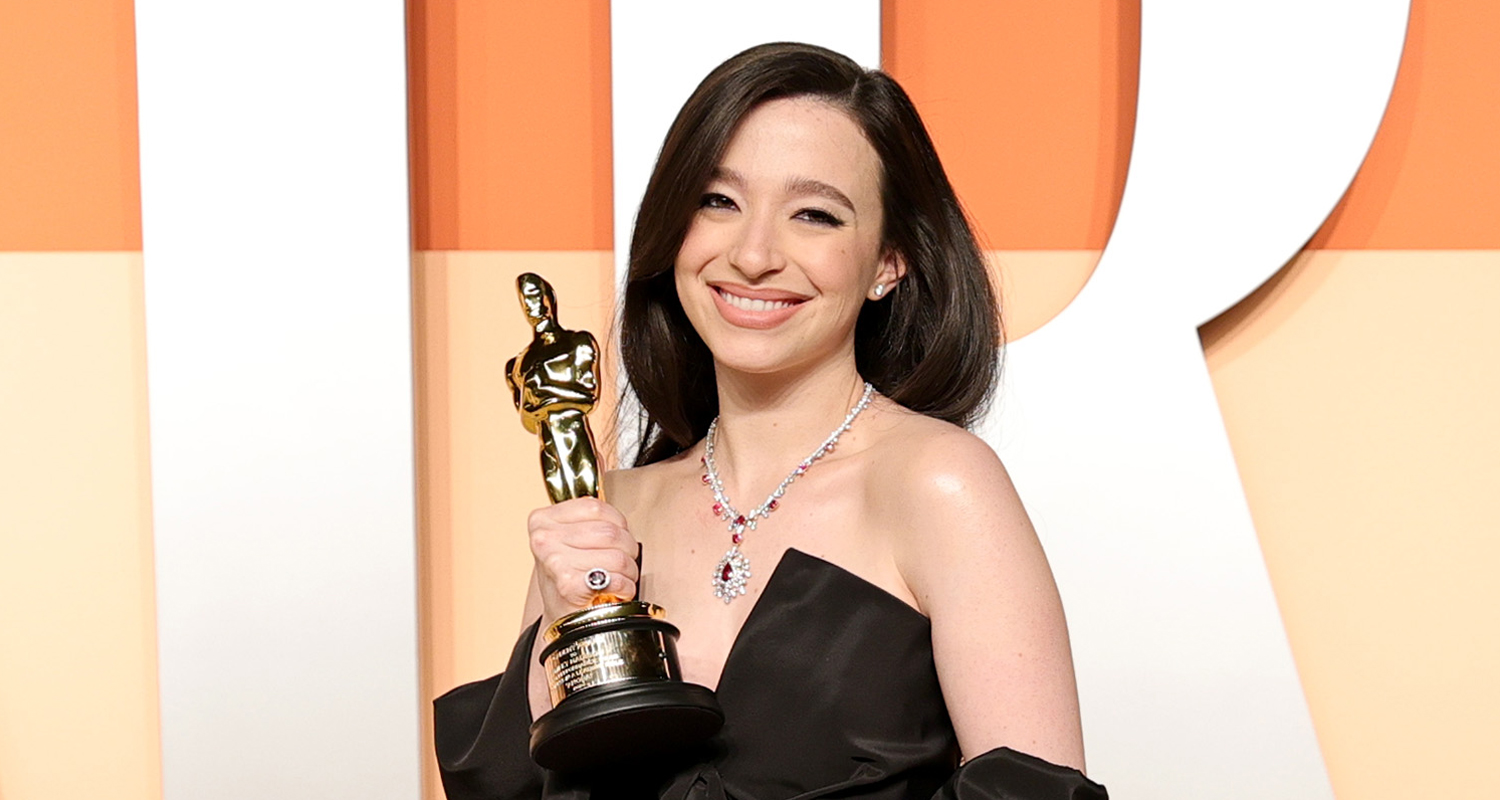 Mikey Madison is One Proud Oscar Winner at Vanity Fair Party 2025 ...