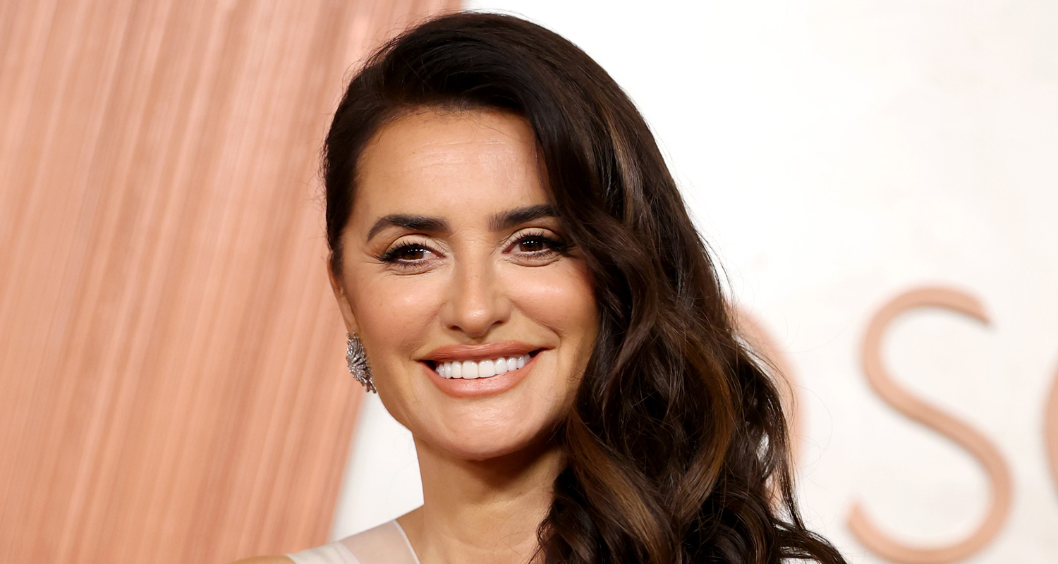 Penelope Cruz’s Oscars 2025 Dress Took Over 250 Hours to Make! | 2025 Oscars, Oscars, Penelope ...