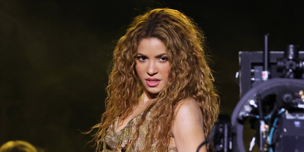 Shakira Sets a Historic New Concert Record – How to Buy Tickets to ...