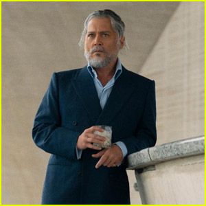 ‘Day Drinker’: First Look at Johnny Depp in Movie as Production Begins ...