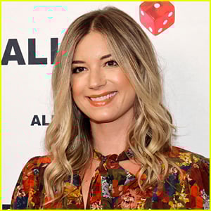 Emily VanCamp Sets TV Return In ‘Prejudice,’ Series Finds Network Home ...