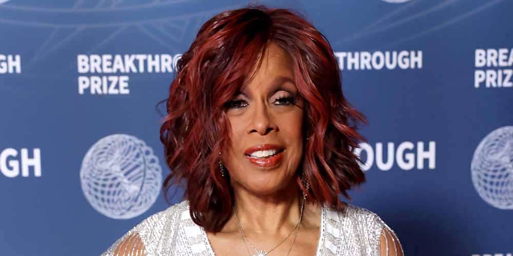 Gayle King Explains Now-Viral Facial Expression Before Boarding Blue ...