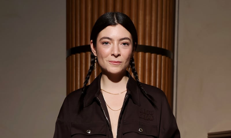 What Happened to Lorde’s Washington Square Park Event? Singer Reveals ...