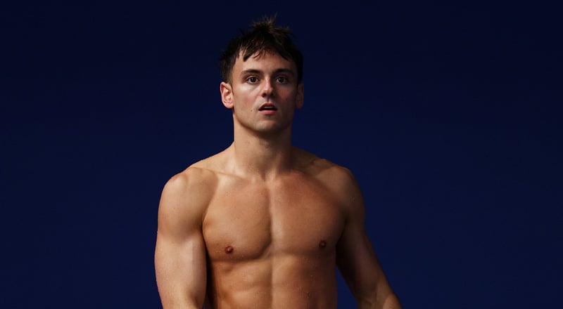 Tom Daley Admits to Body Image Issues: ‘I Hate The Way I Look ...