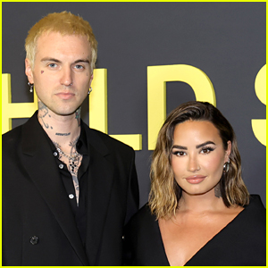 Demi Lovato & Jordan ‘Jutes’ Lutes Are Married, Wedding Dress Details ...