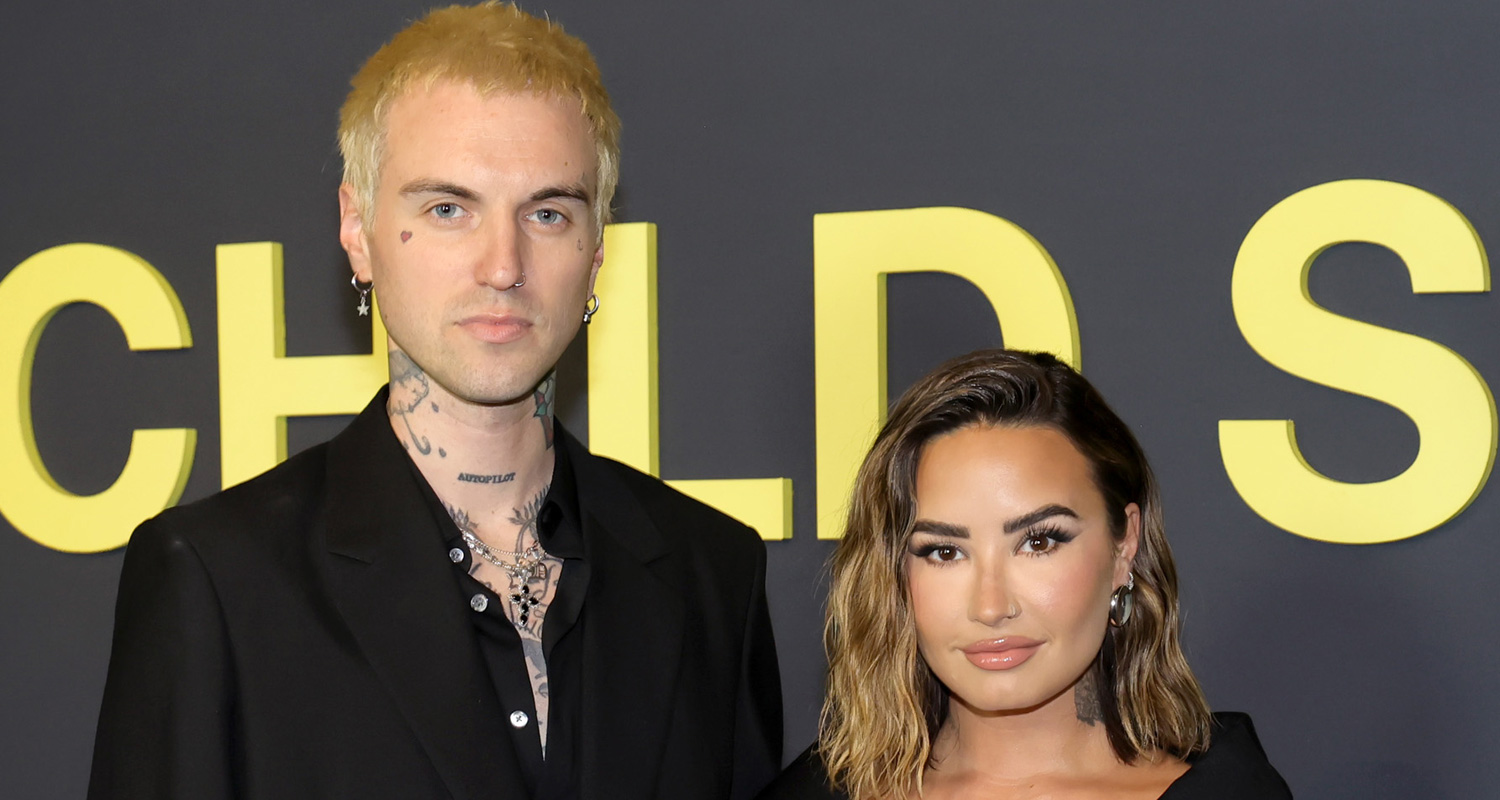 Demi Lovato & Jordan ‘Jutes’ Lutes Are Married, Wedding Dress Details ...