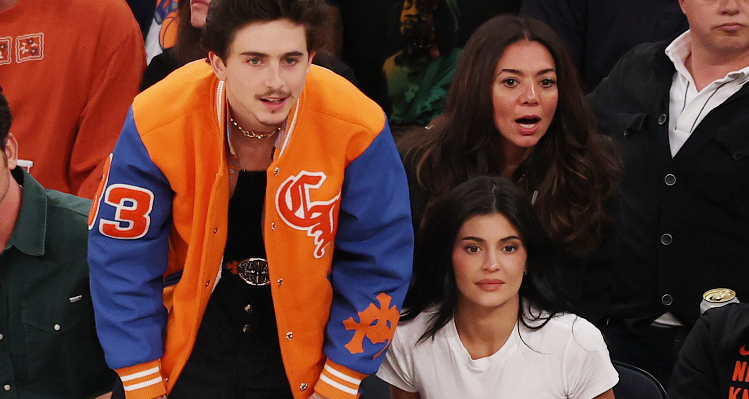 Kylie Jenner Joins Boyfriend Timothee Chalamet at Knicks vs. Pacers ...
