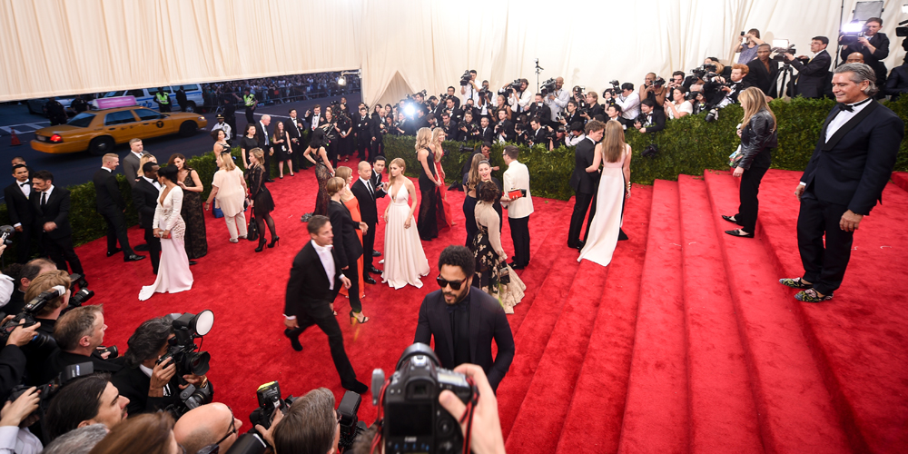 Met Gala 2025 Live Stream Video: How to Watch Celebrity Red Carpet ...