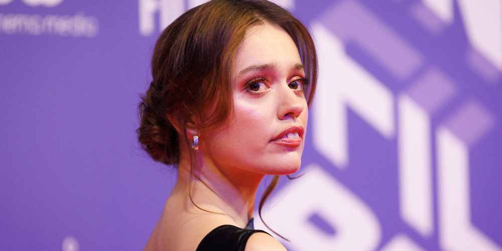 Aimee Lou Wood Reveals the Test Mike White Made ‘White Lotus’ Cast Take ...