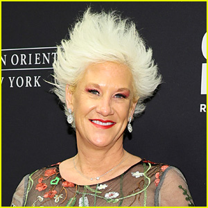 Anne Burrell Dead – Food Network Star Passes Away at 55 | Anne Burrell ...