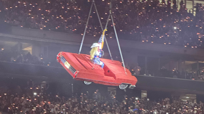 Beyonce’s Team Releases a Statement After Flying Car Malfunctions ...