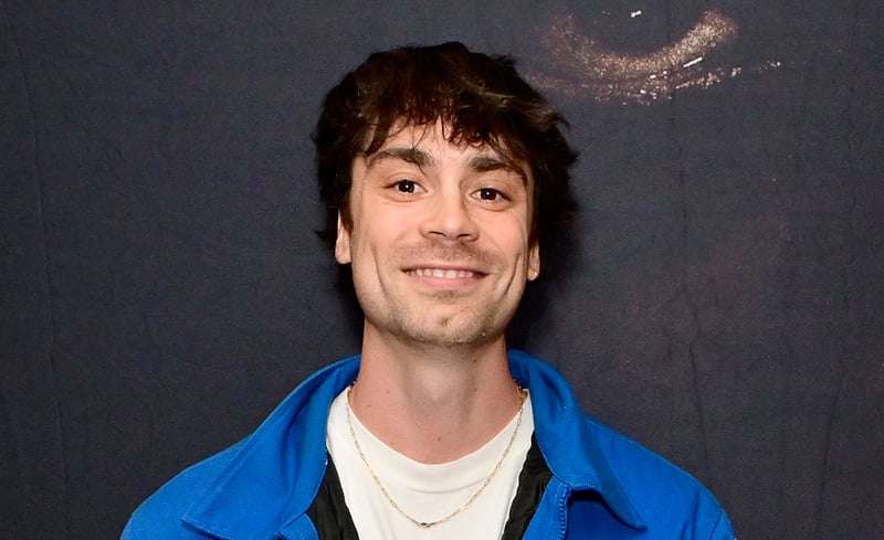 TikTok’s Apartment Tour Guy, Caleb Simpson, Reveals He’s Newly Single ...