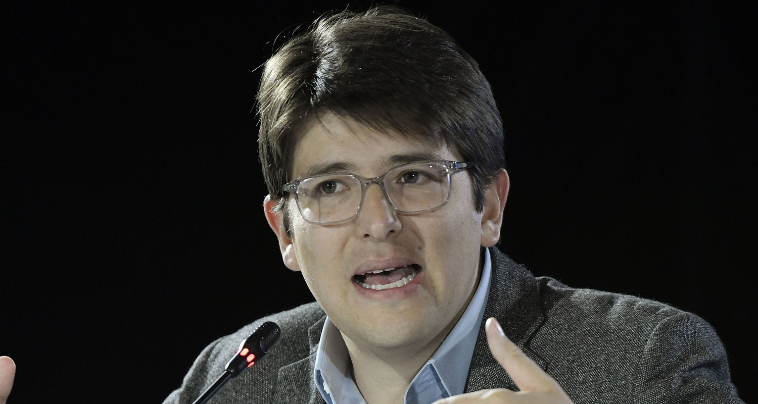 Colombian Presidential Candidate Miguel Uribe Turbay Shot, Suspect ...