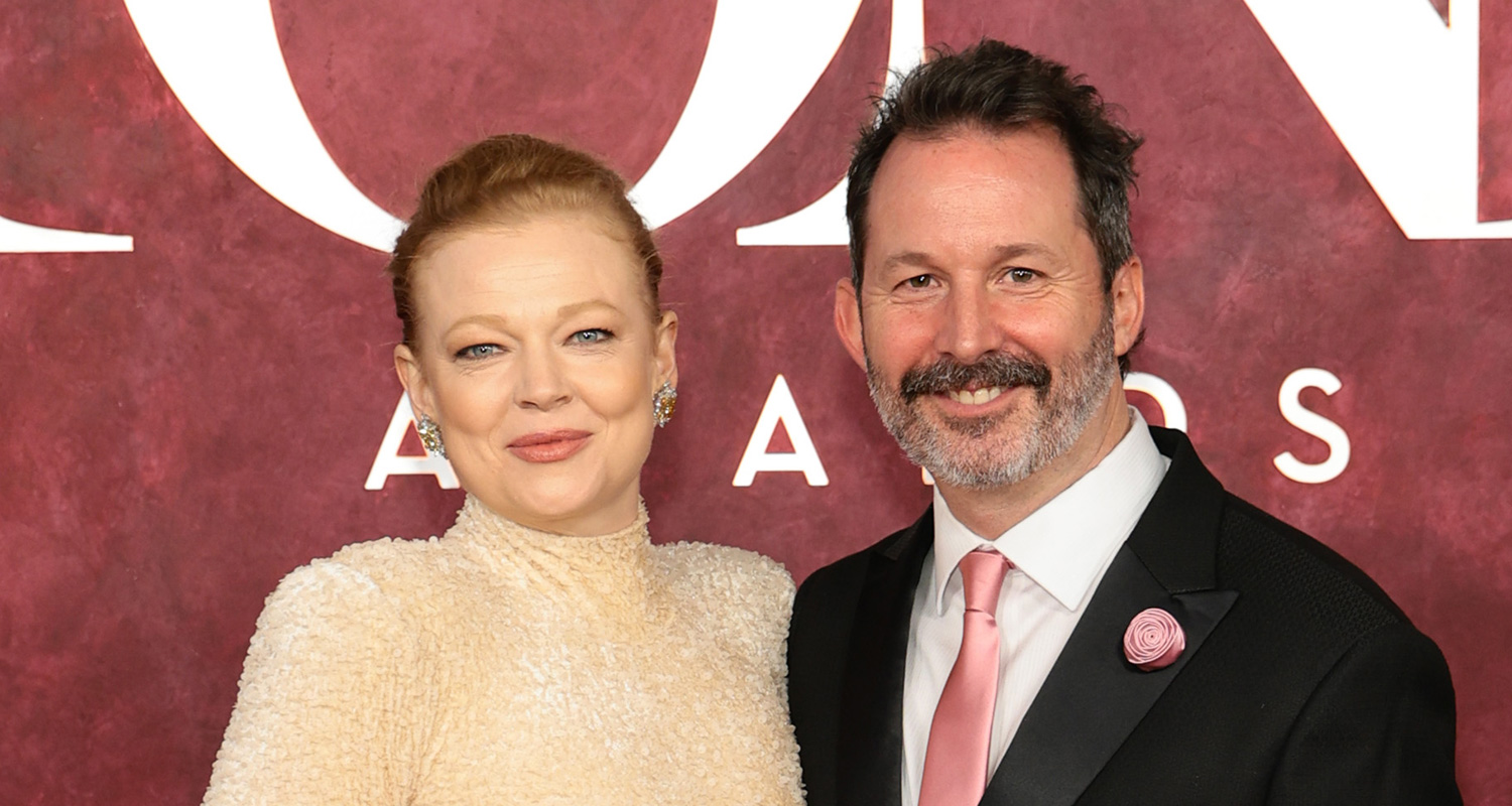 Sarah Snook & Husband Dave Lawson Are Last to Arrive On Tony Awards ...