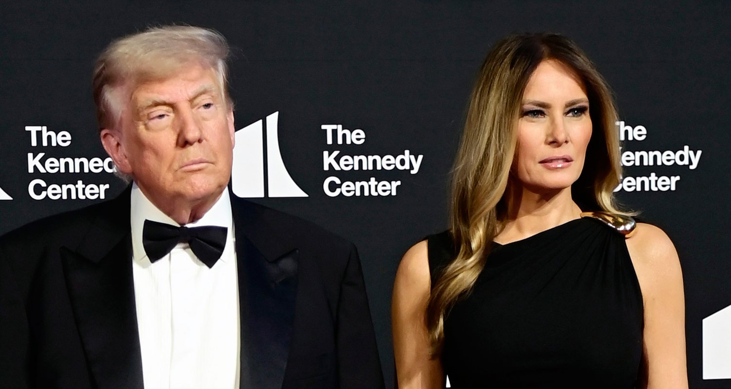 Donald Trump & Wife Melania Booed at ‘Les Misérables’ Opening Night at Kennedy Center | Donald ...