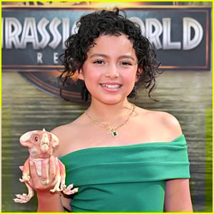 Dolores Toy: How to Buy Adorable ‘Jurassic World’ Official Dinosaur Toy ...