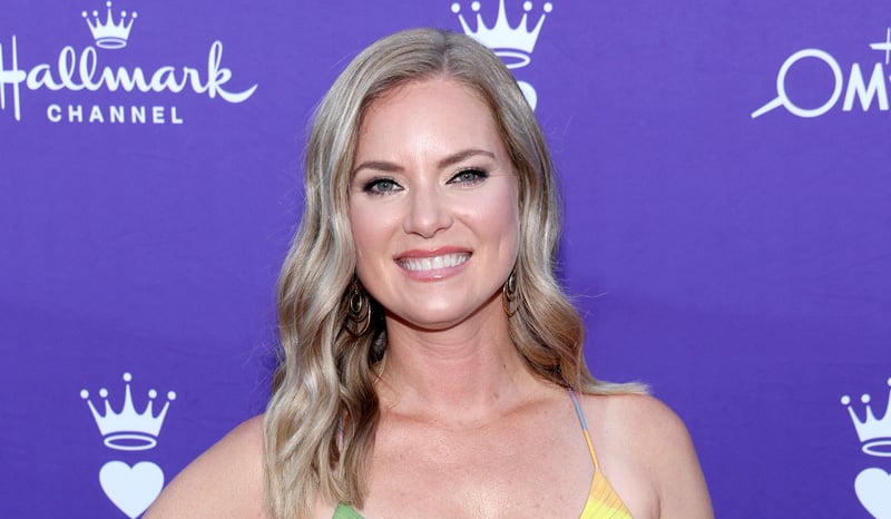 Is Cindy Busby Single or Married? All About the Hallmark Star’s Husband ...
