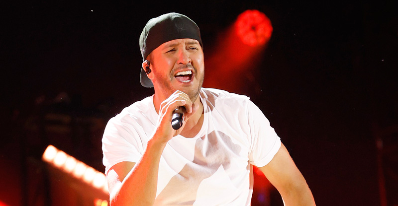 Luke Bryan Speaks Out After Being Hit by Thrown Object During His ...