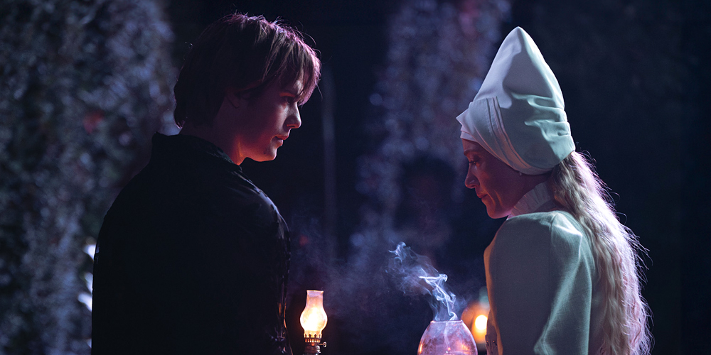 ’100 Nights of Hero’ Trailer Shows Nicholas Galitzine Tasked with Seducing Maika Monroe – Watch ...