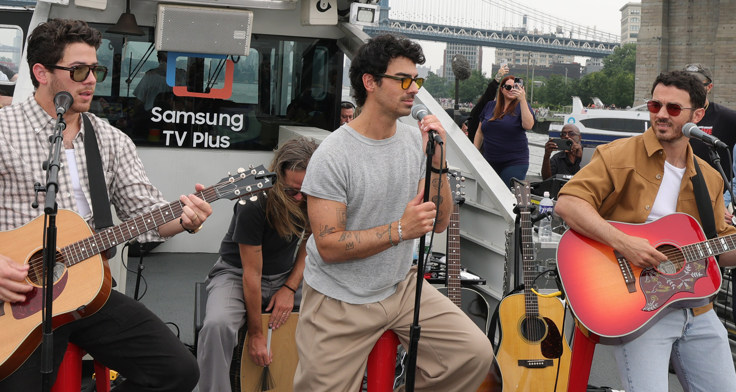 ‘Greetings From Your Hometown’ Stream & Purchase Links: Jonas Brothers ...