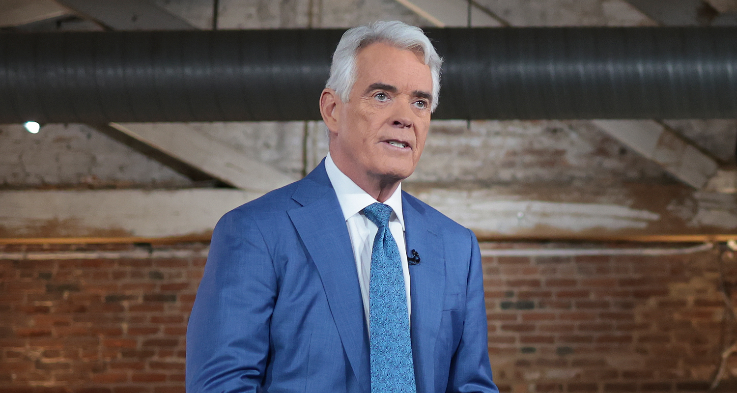 Fox News Anchor John Roberts Hospitalized with ‘Severe’ Malaria | Fox ...