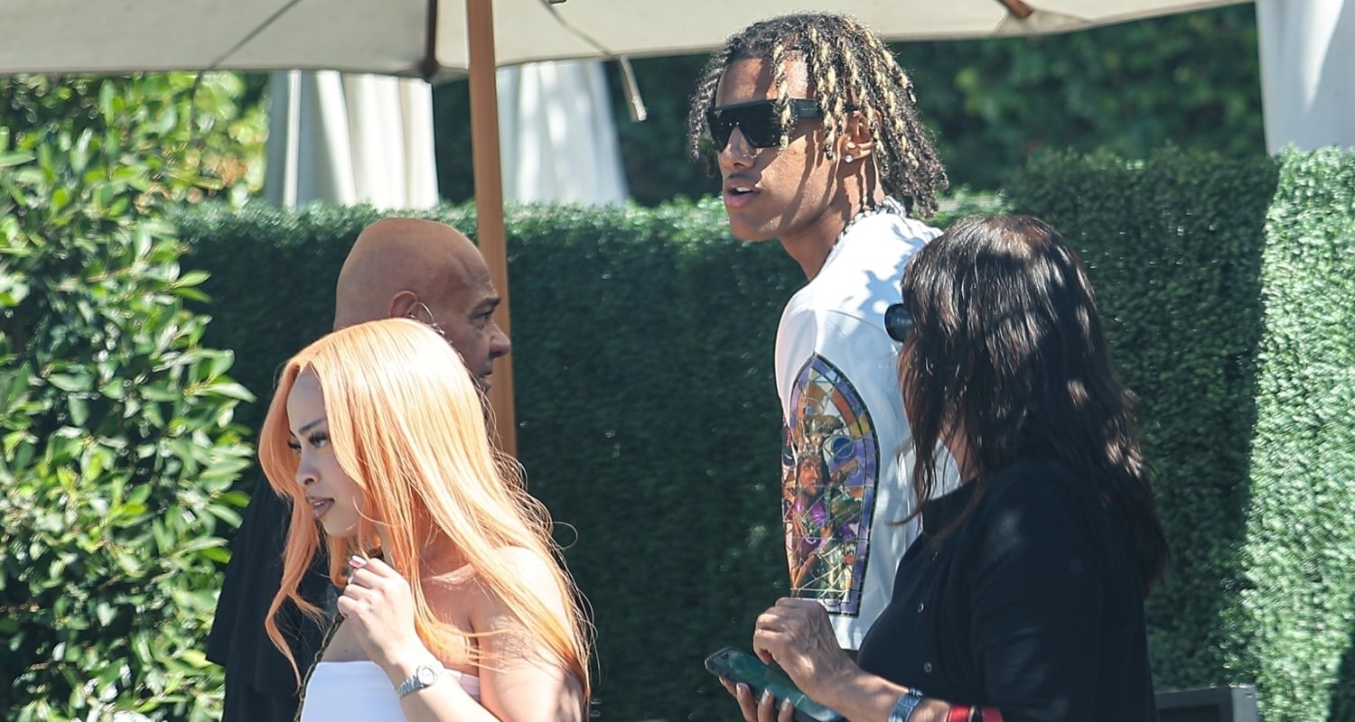 Ice Spice Grabs Lunch with TikToker Diamant Blazi Amid Sauce Gardner Split Rumors | Diamant ...