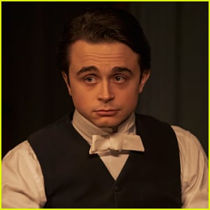 The Gilded Age’s Ben Ahlers Reacts to His ‘Clock Twink’ Nickname, Talks ...