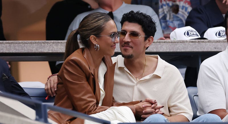 Jessica Alba Packs on PDA with Boyfriend Danny Ramirez at U.S. Open ...