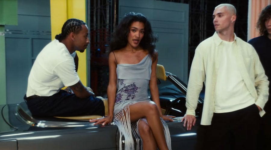 ‘Man I Need’ Lyrics: Olivia Dean Is Climbing the Charts with Song About ...