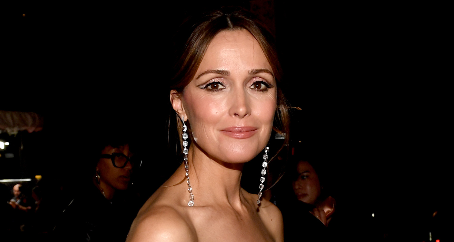 Rose Byrne Goes Pretty in Pink for ‘If I Had Legs I’d Kick You ...