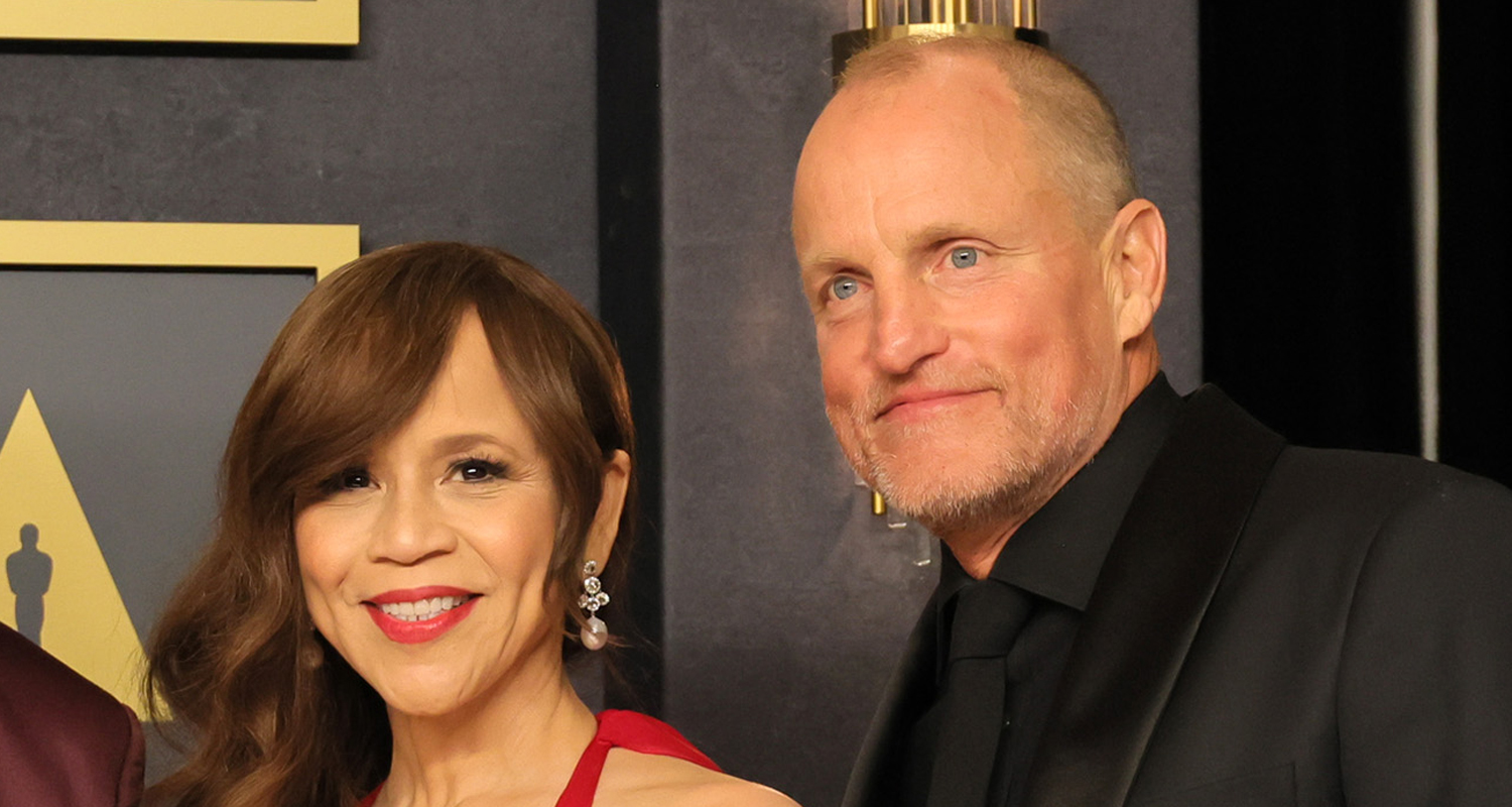 Rosie Perez Details Filming Awkward Sex Scene with Woody Harrelson for ...