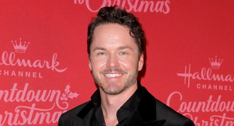 Is Paul Campbell Single or Married? Meet the Hallmark Actor’s Wife ...