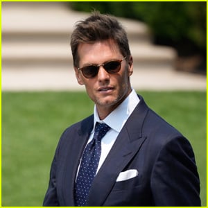 Tom Brady Reveals He Cloned His Beloved Family Dog Before Death Nearly ...