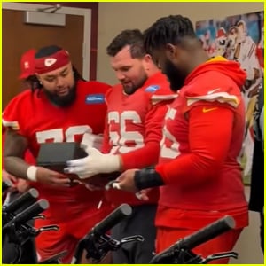 Kansas City Chiefs Reveal Expensive Christmas Gifts From Quarterback ...