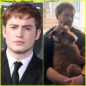 Kit Connor Shows Off Full Beard In Cute New Christmas Photo With ‘Twin ...