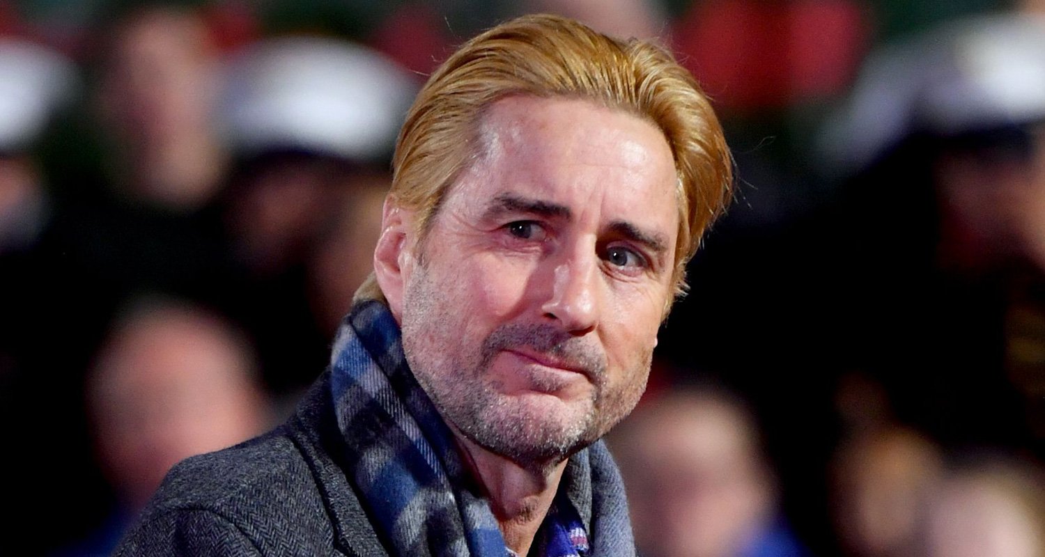Luke Wilson Shows Off New Blonde Hair at Hollywood Christmas Parade ...